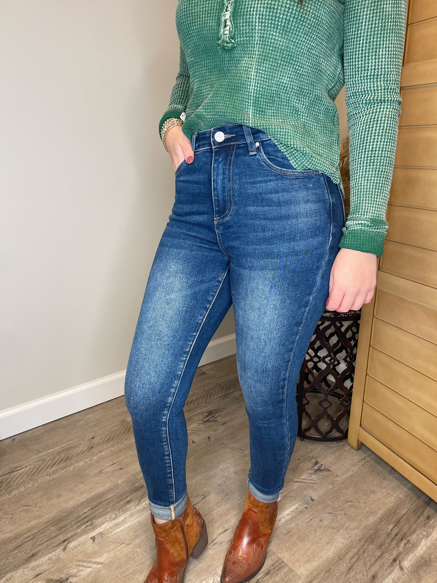High Rise Risen Non Distress Denim – Daisies & Denim Boutique