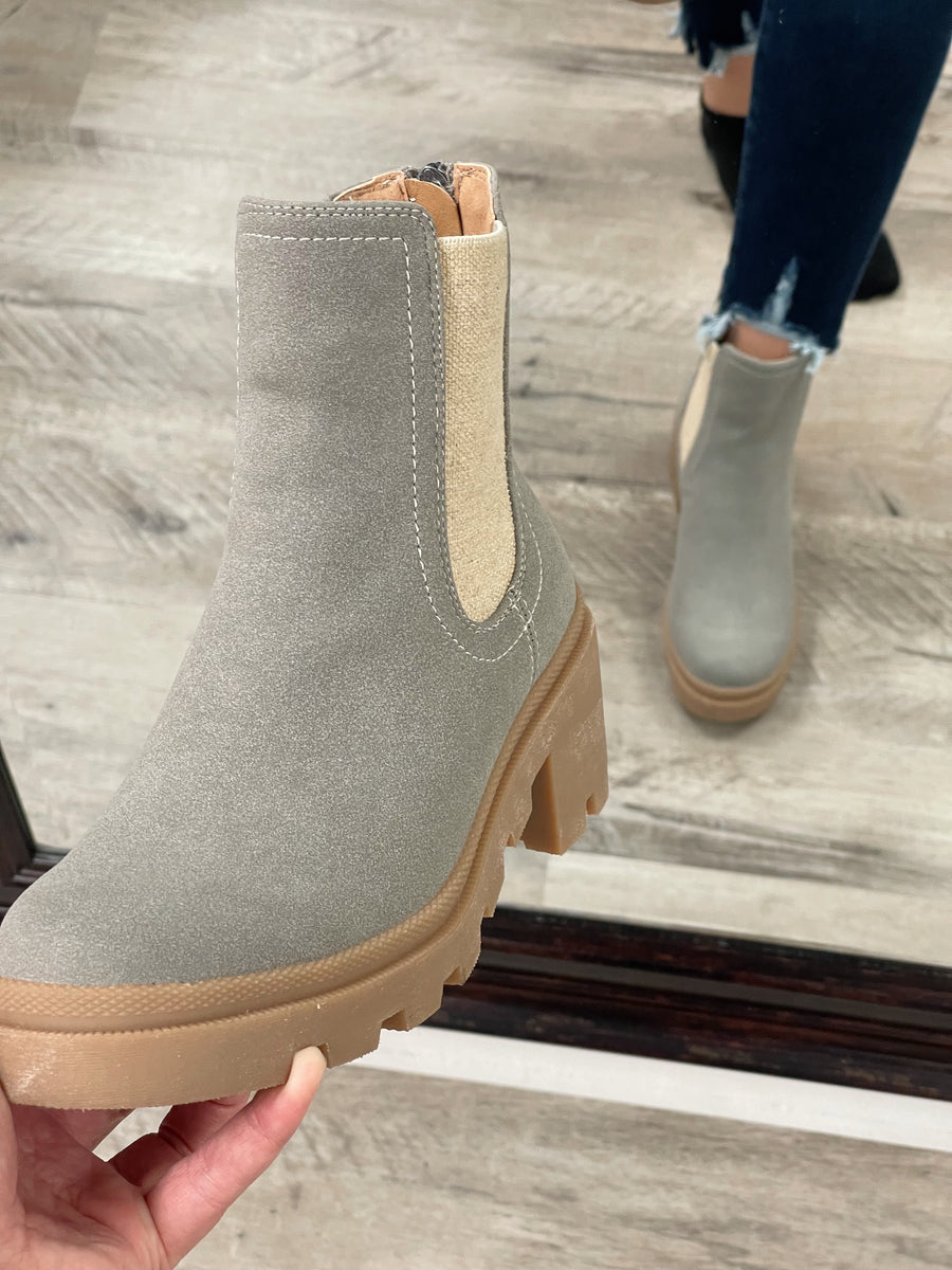 Tabitha Gray Bootie – Daisies & Denim Boutique